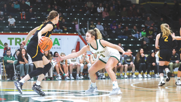 Northern Michigan University women’s basketball team unable to dig out ...